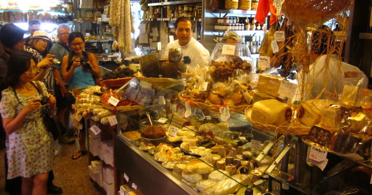 Ultimate Guide to Culinary Travel Around the World - TravelTerrifically.com