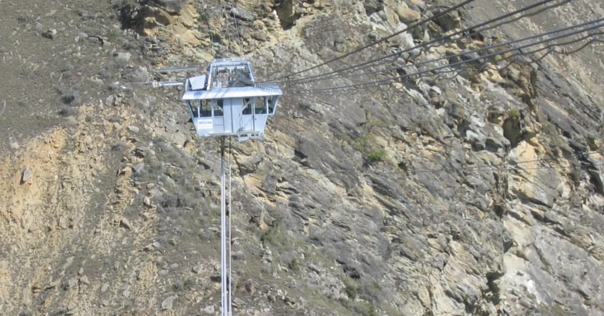 Bungee Jumping in Queenstown: Best Spots, Prices & What to Expect ...