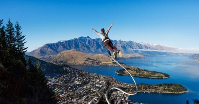 Bungee Jumping in Queenstown: Best Spots, Prices & What to Expect ...